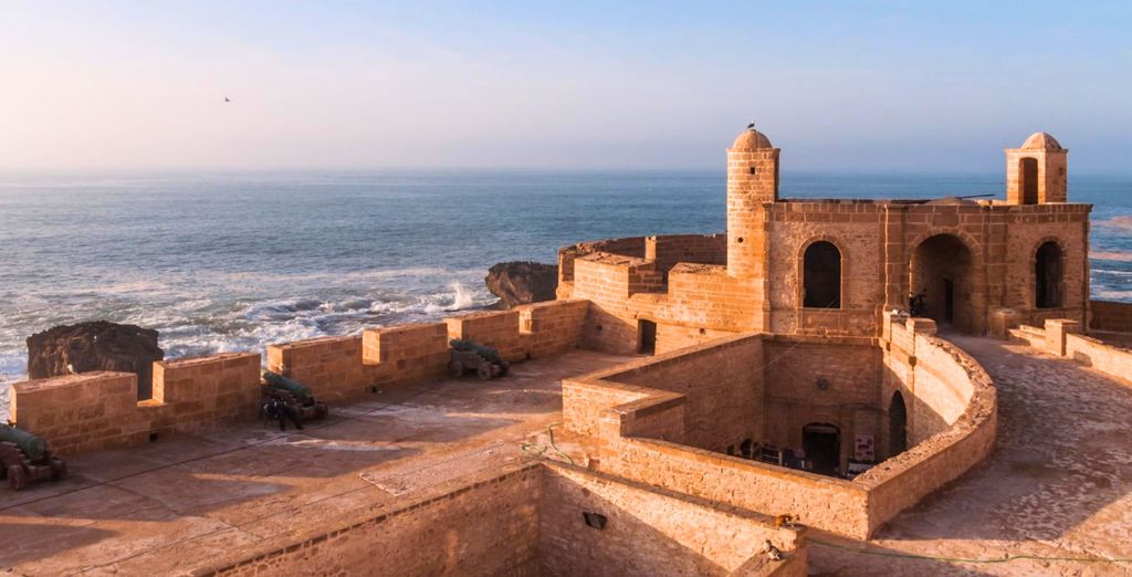 Circuit en groupe : Le Maroc entre terre, océan et désert - Marrakech ...