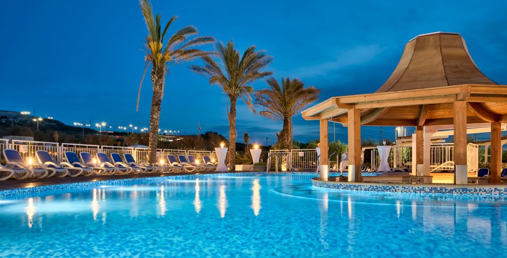 db Seabank Resort + Spa 4* - Marfa Bay - Up to 70% off | Voyage Privé