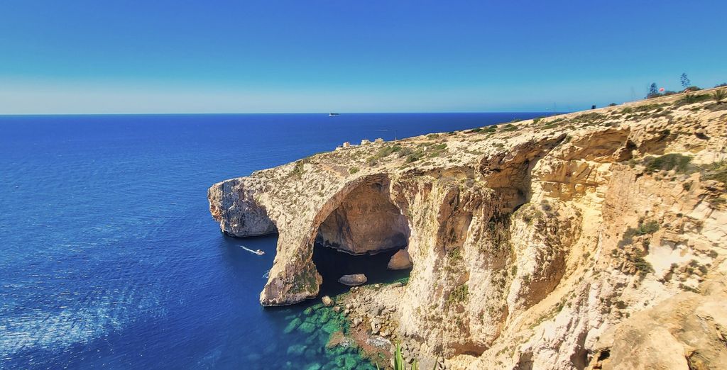 Riviera Spa Resort 4* - Marfa Bay - Up to 70% off | Voyage Privé