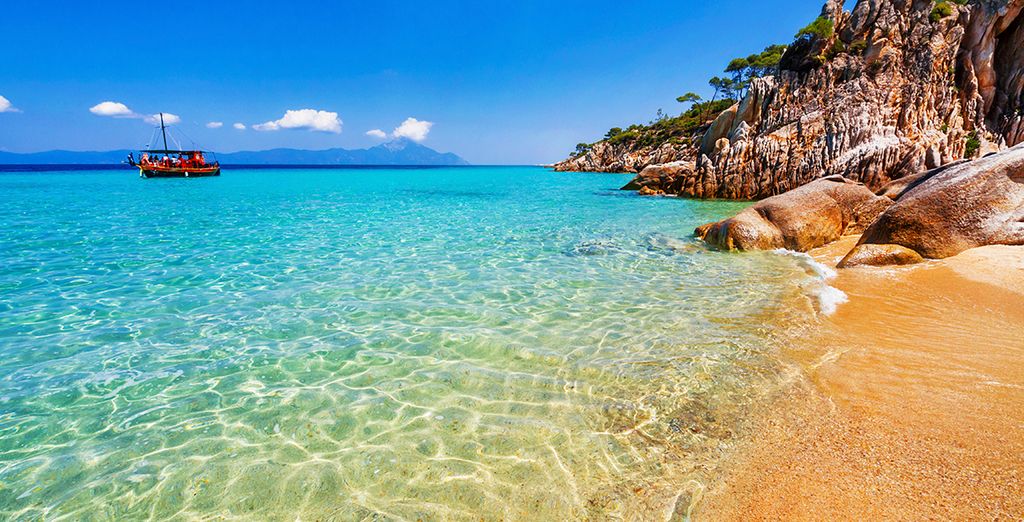 Notus Beach 5* - Rhodes - Up to 70% off | Voyage Privé