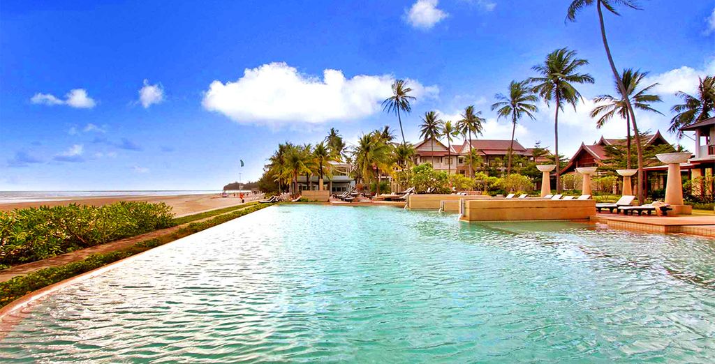 Apsara Beachfront Resort & Spa 4* - Khao Lak - Up to 70% off | Voyage Privé